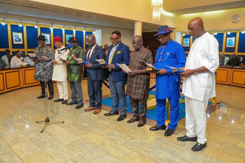 Gov. Fubara gives oath of office to eight newly-screened commissioners